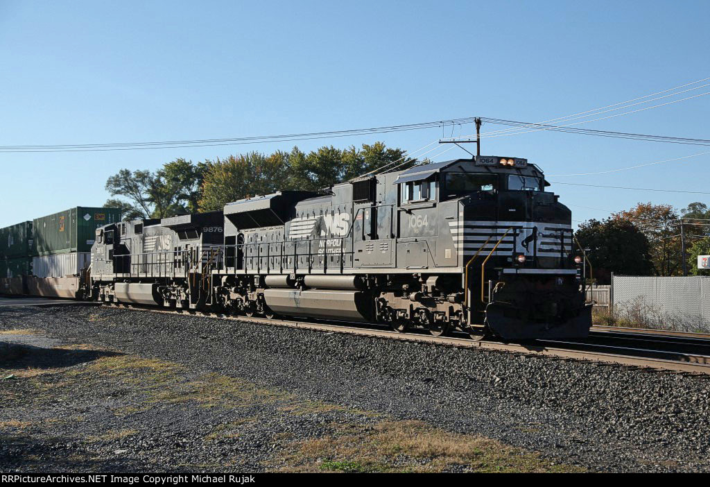 NS 1064